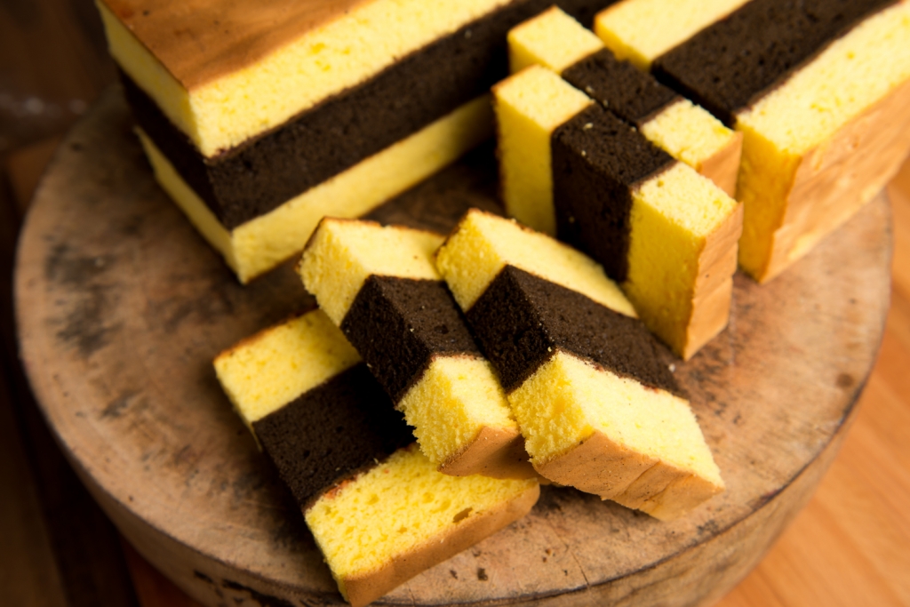 Macam-macam Kue Tradisional - Royal Snack Box